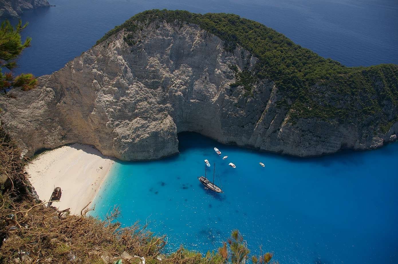 The 6 Most Beautiful Islands In Greece: They're Interesting Too!