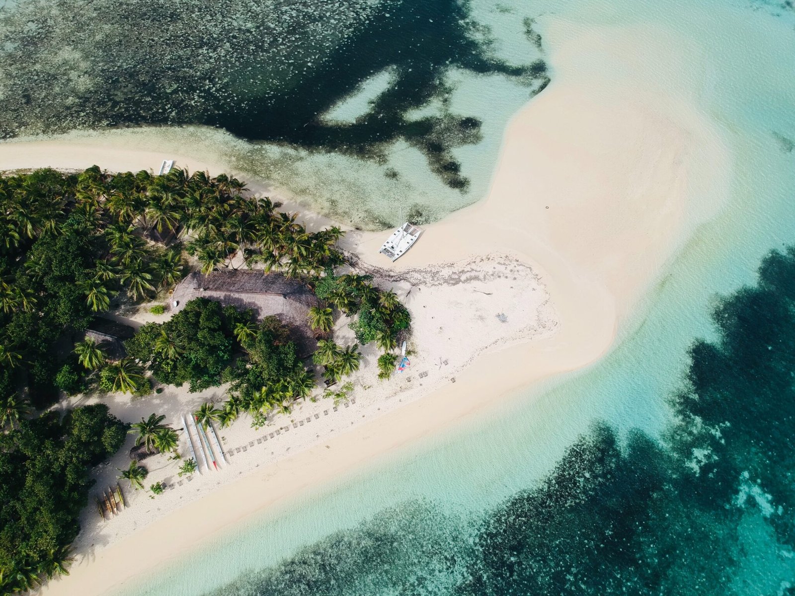 Cook Islands vs Fiji: An Honest Comparison In 2022 To Help You Out!