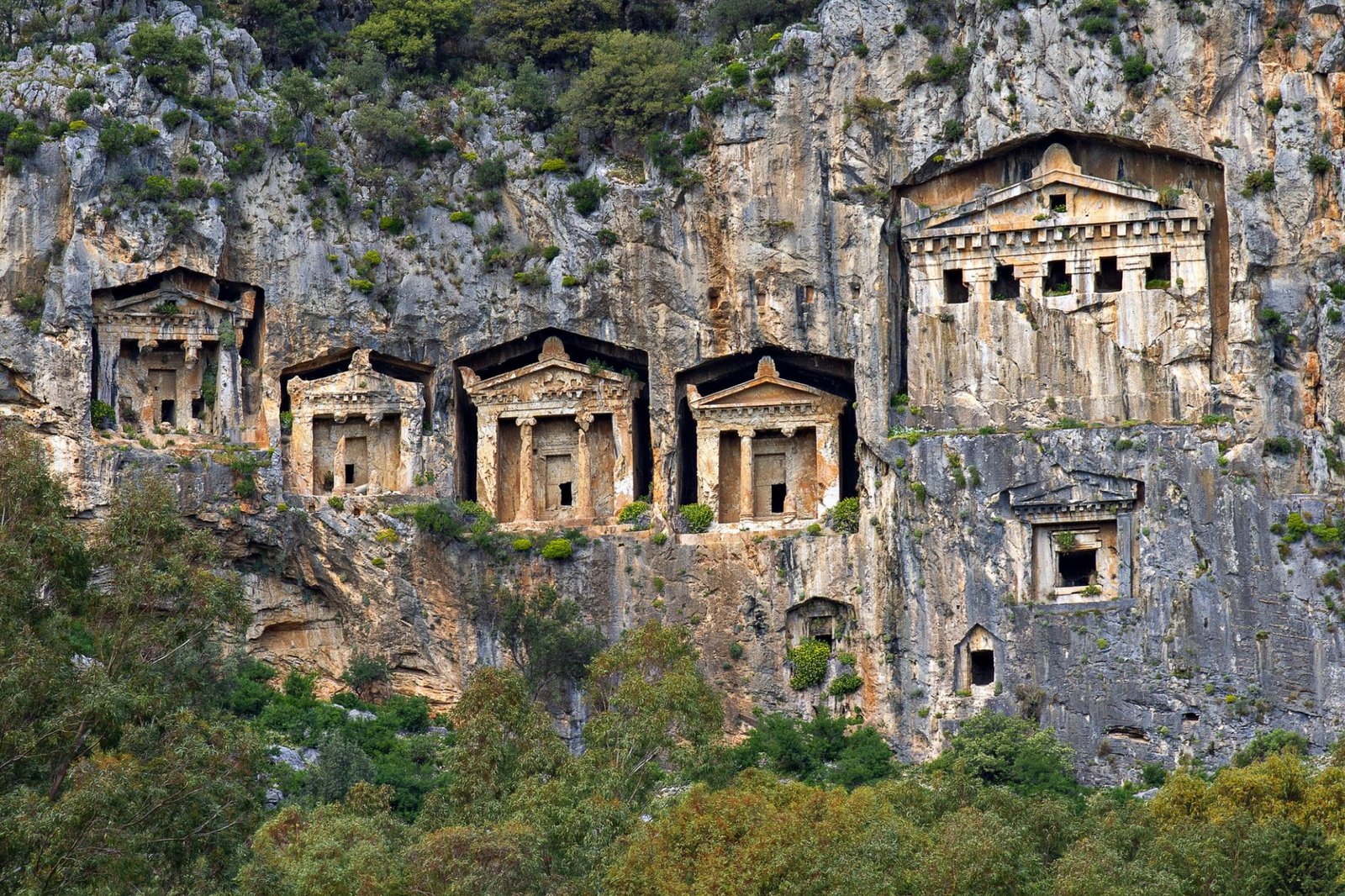 Bodrum vs Fethiye: An Honest Comparison To Help You Decide!